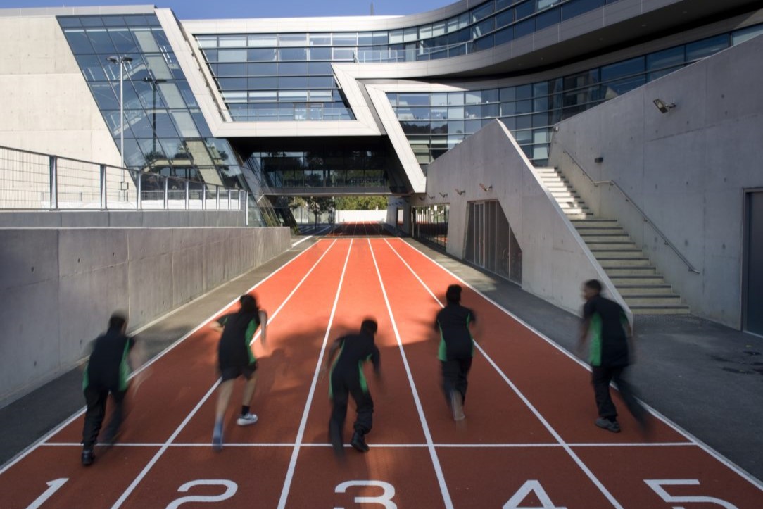 The evolution of school sports facilities - KIDDO Mag